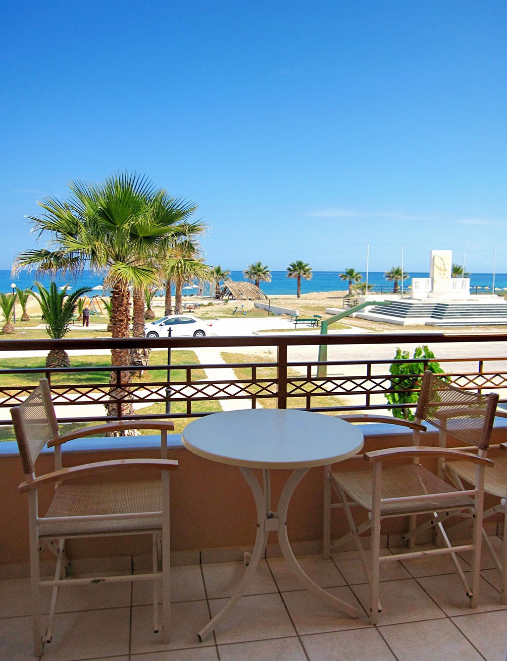 Aristea Hotel Rethymnon - Beach Accomodation at its Best